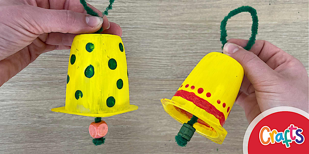 Christmas Bell Decoration Craft Instructions (teacher made)