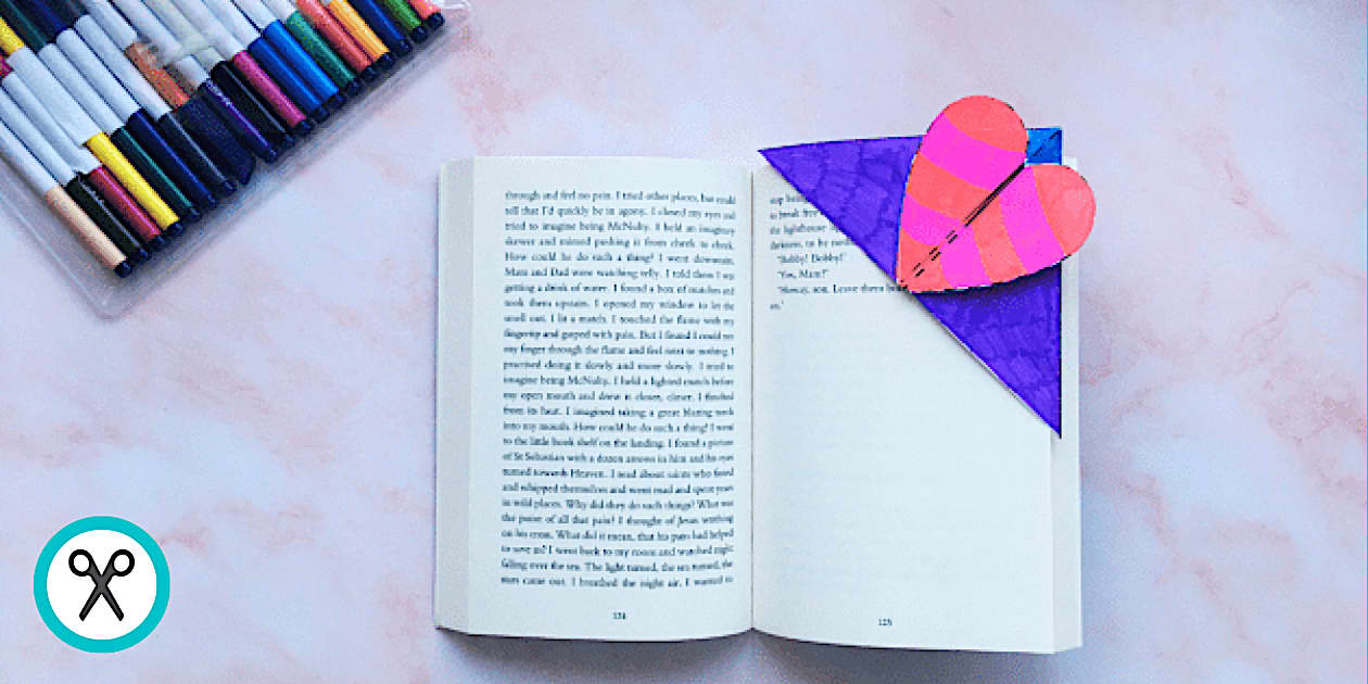 Regalo para docentes: Marcapáginas de corazón - Fin de curso - Twinkl ...