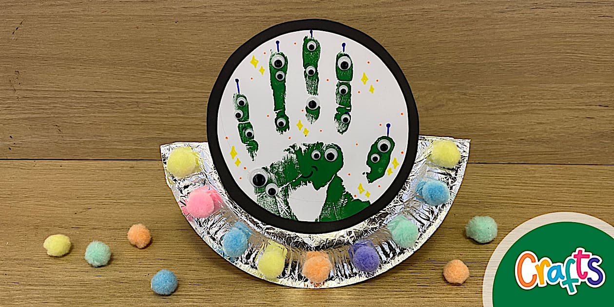 Paper Plate Alien Craft