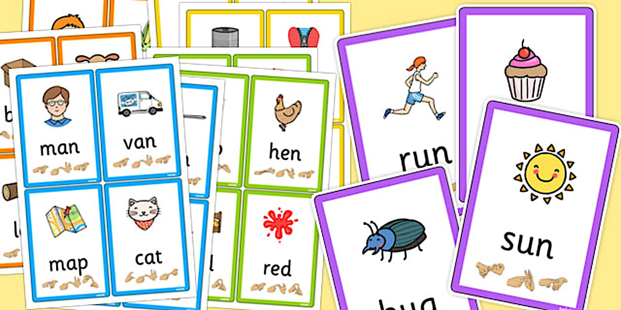 Black and White CVC Flash Cards with British Sign Language Complete Pack