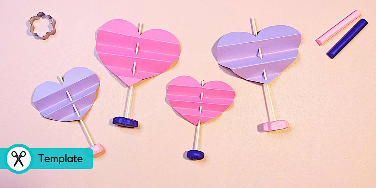 Folded Hearts Decoration | Valentine's Day Crafts - Twinkl