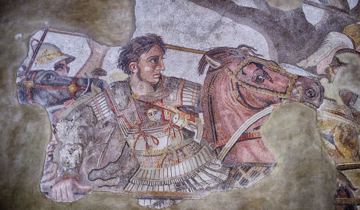Alexander the Great Dies - News from the Past - Twinkl NewsRoom