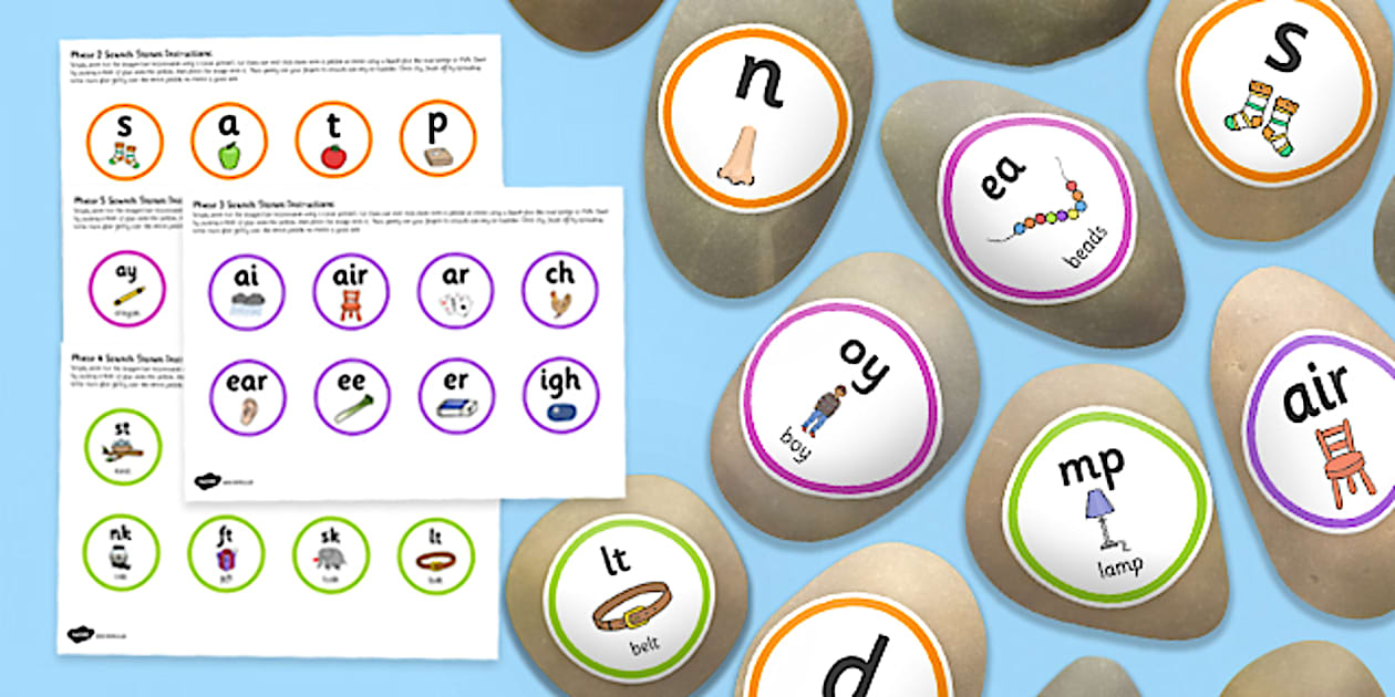 Black and White Phonic Phases 2 to 5 Sounds Stone Cut Outs Pack