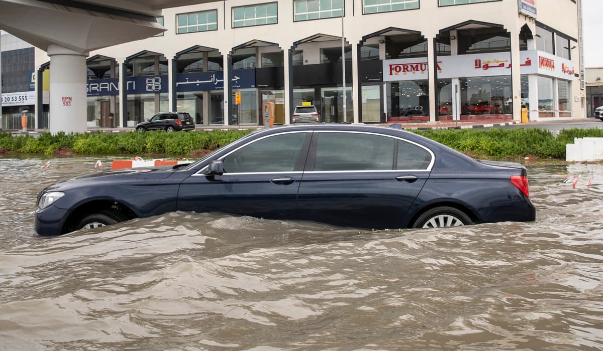 Flooding in Dubai as UAE Hit by Heaviest Rainfall in 75 Years - Twinkl