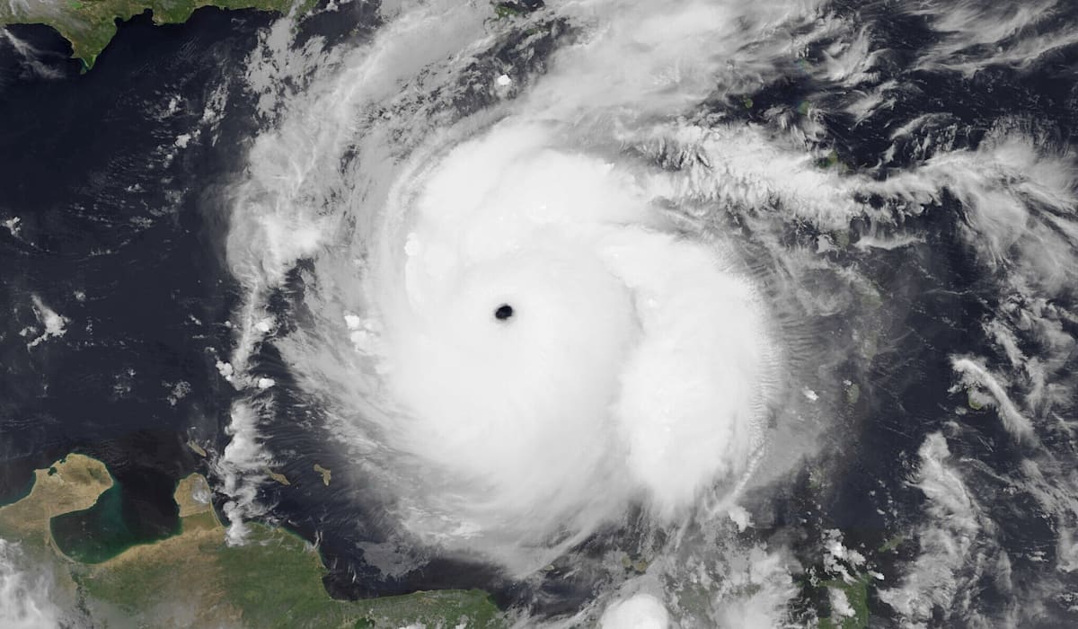 Record-Setting Hurricane Beryl Batters Caribbean - Twinkl NewsRoom