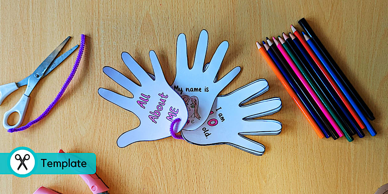 All About Me Handprint Booklet | All About Me Craft - Twinkl