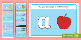 FREE! - Alphabet Playdough Mats (French) (teacher made)