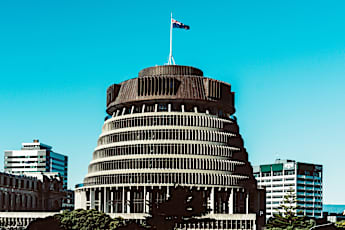 14 famous landmarks in New Zealand: Classroom activities