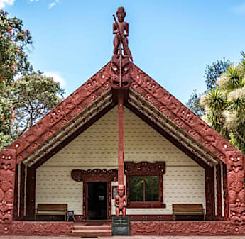 14 famous landmarks in New Zealand: Classroom activities
