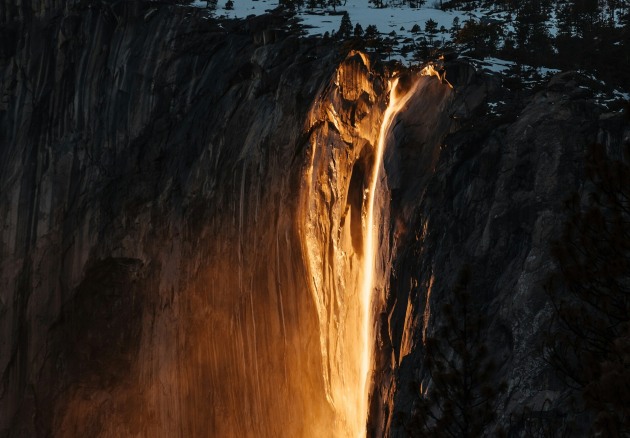 Yosemite’s ‘Firefall’ in Full Flow - Twinkl NewsRoom