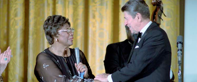 Who is Ella Fitzgerald? - Ella Fitzgerald Facts for Kids