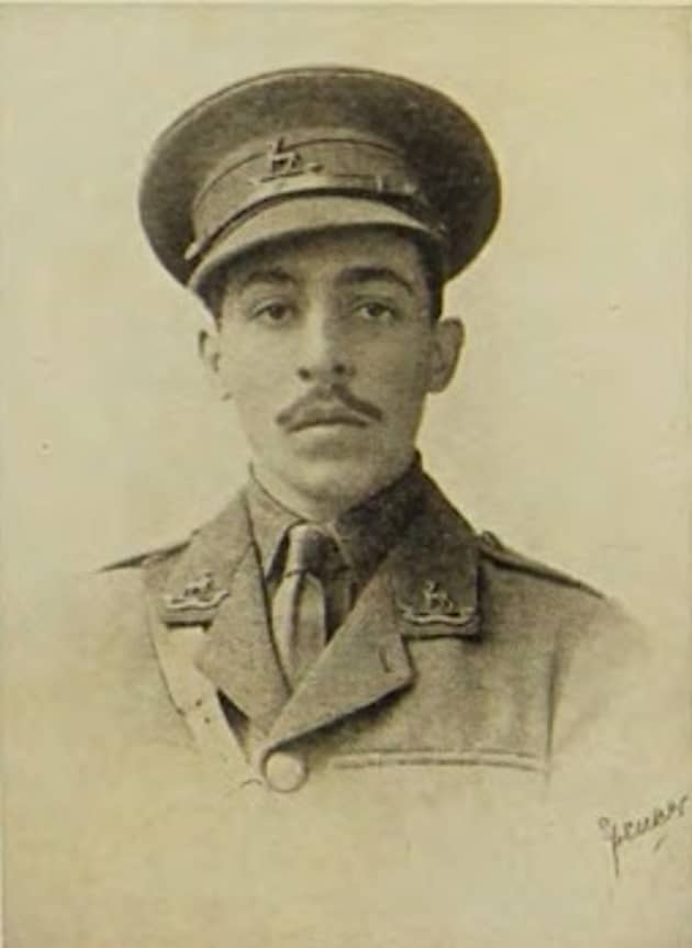 Who Do We Remember on Remembrance Day? - Twinkl