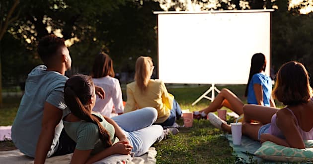 100 Outdoor Trivia for Middle School - Twinkl