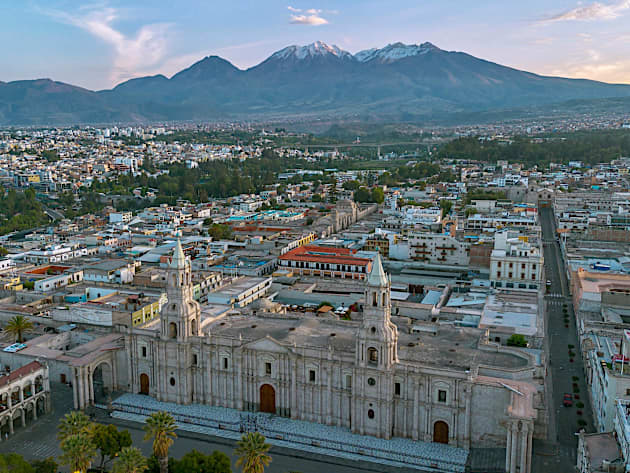 Arte del Perú: espacios, iniciativas y actores principales