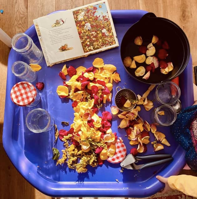 Early Years Autumn Activities for Preschool Children (Ages 3-4)