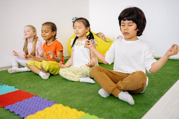 A Teacher’s Perspective on Yoga in the Classroom - Twinkl