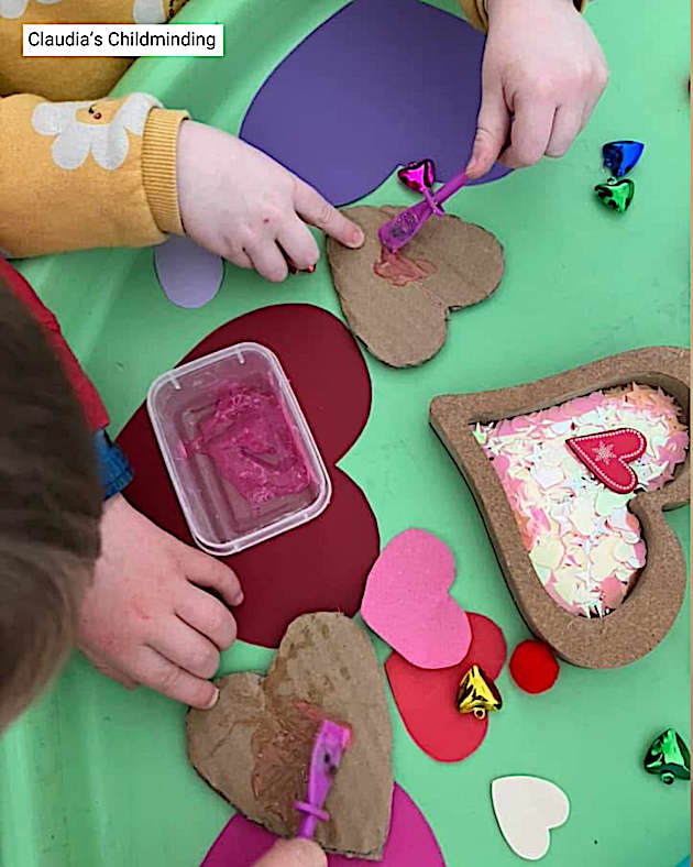 Building Local Links & Community Kindness in the Early Years