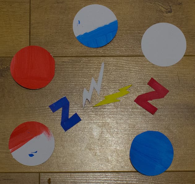 Pritt stick superhero shield - Twinkl