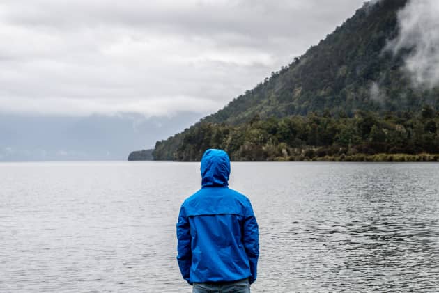 How to tackle loneliness over the summer holidays - Twinkl