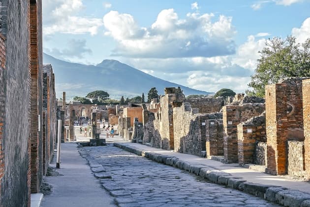 Pompeii Facts for Kids - Twinkl