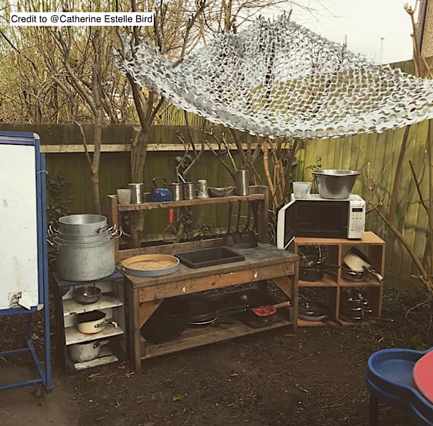 Early Years Autumn Mud Kitchen Ideas - Twinkl