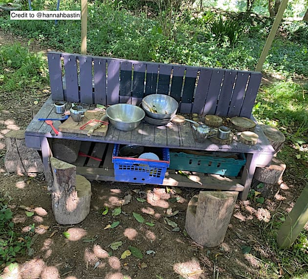 Early Years Autumn Mud Kitchen Ideas - Twinkl