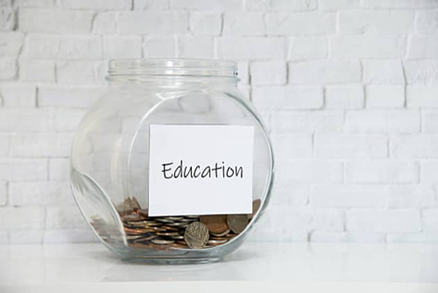 Pupils in the North are ‘missing out on hundreds of pounds’ - Twinkl Digest