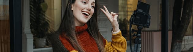 TikTok teachers: Should you be filming in your schools? - Twinkl Digest