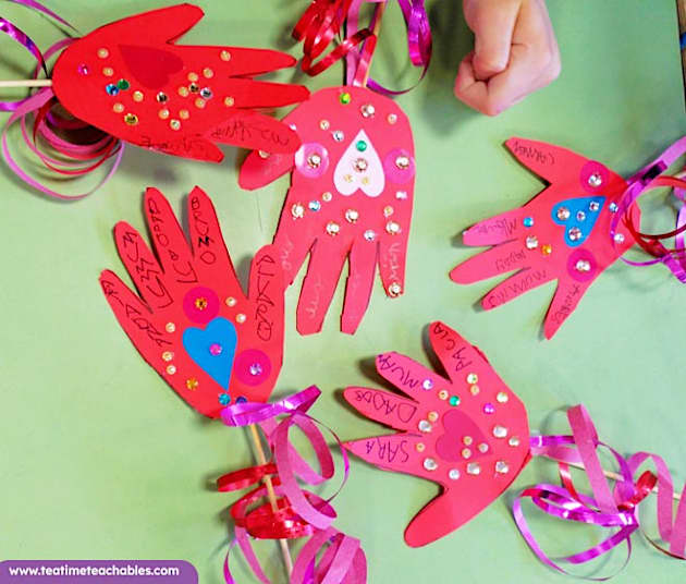 Manualidades Para El 14 De Febrero Día Del Amor Y La Amistad Para Niños